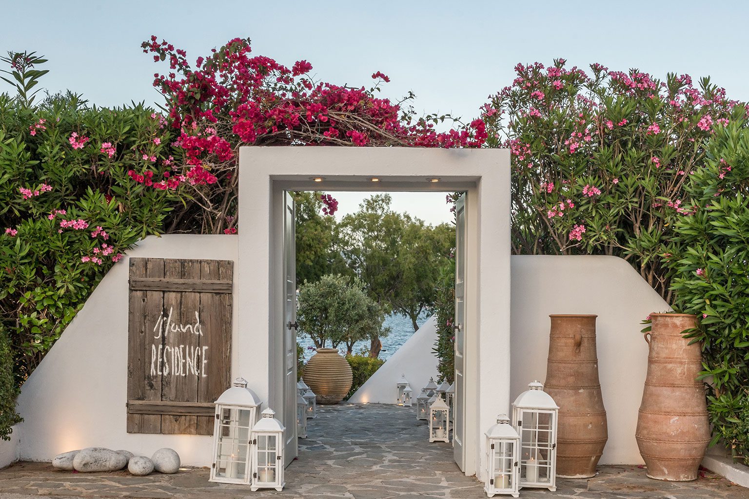 Island Residence - Exclusive partnership | Dipnosofistirion